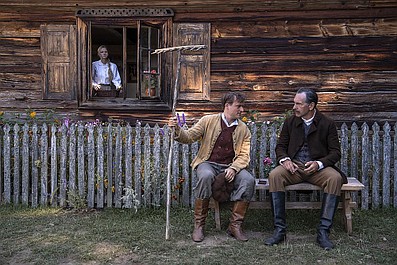 Dewajtis (7) - serial kostiumowy