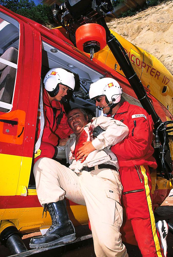 Medicopter 117 (76) - serial przygodowy