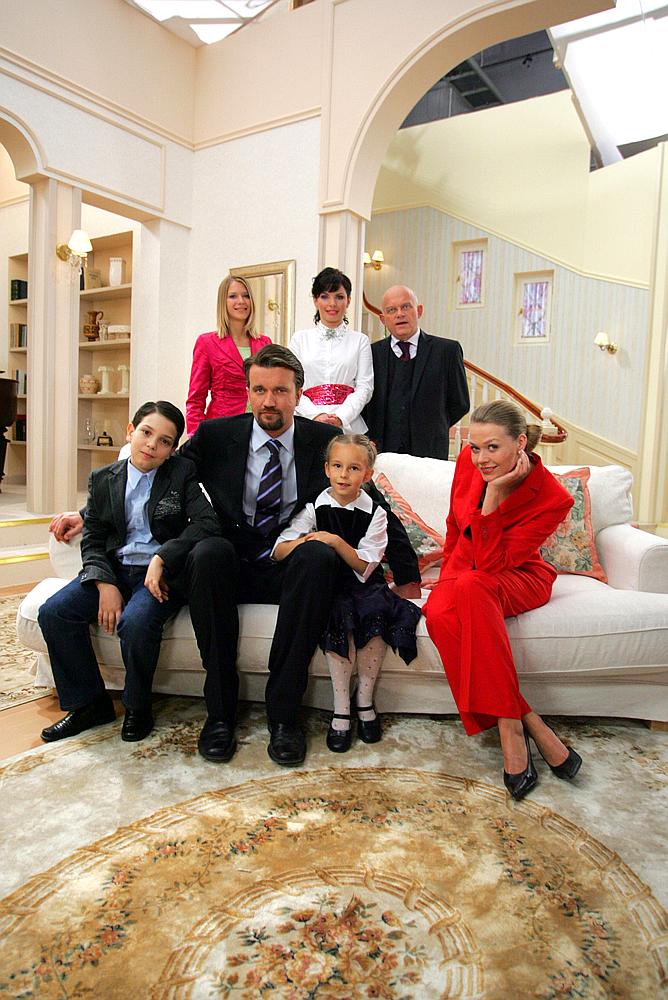 Niania: Frania (1) - serial komediowy