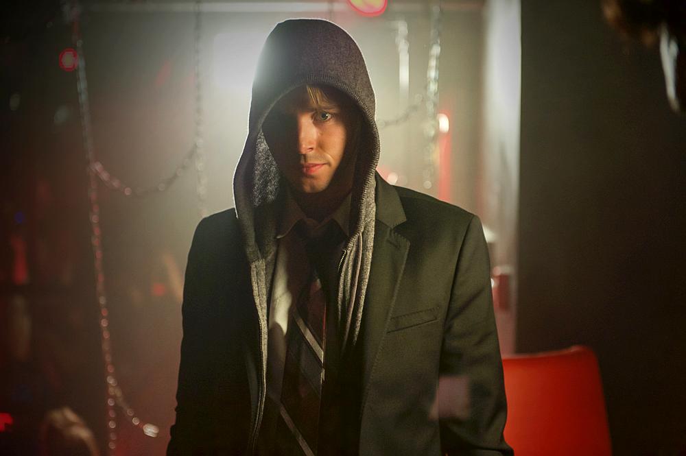 Powers 2 (4) - serial akcji